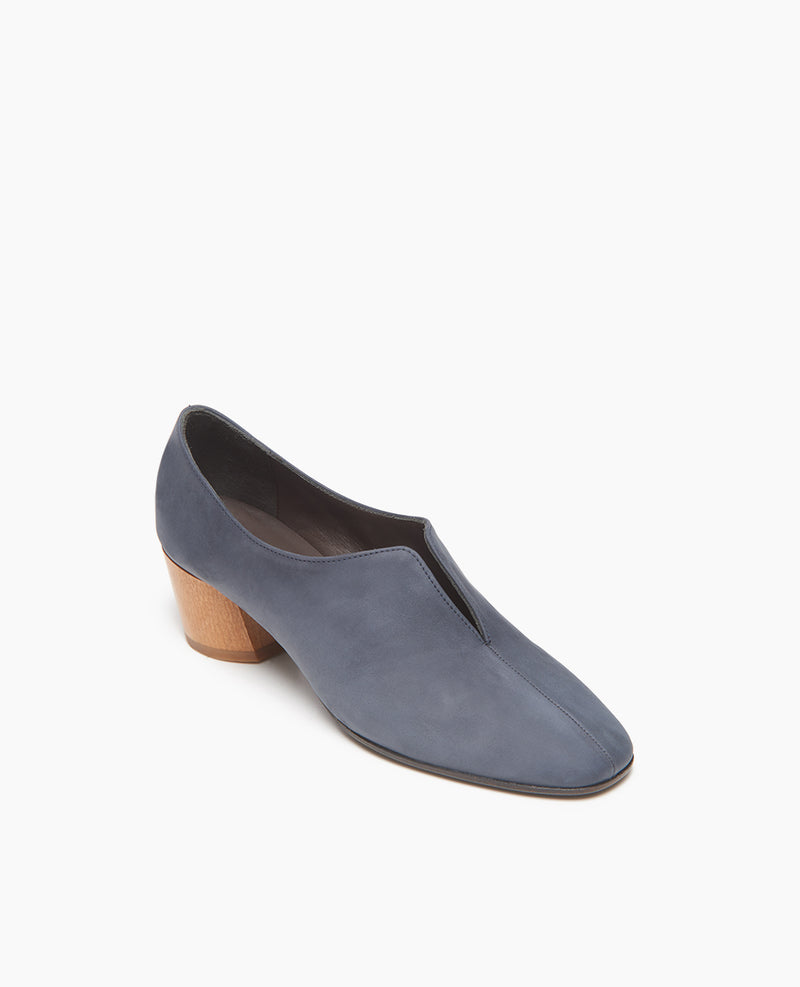 Coclico Chista Pump, Coal Leather | Coclico