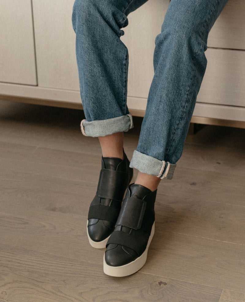 Coclico Gel Flatform, Black | Coclico